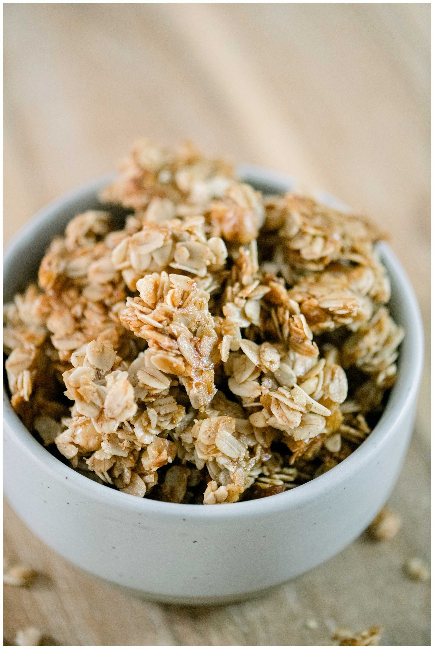 Simple Homemade Granola Using Oats(Flexible Base Recipe With Variations ...